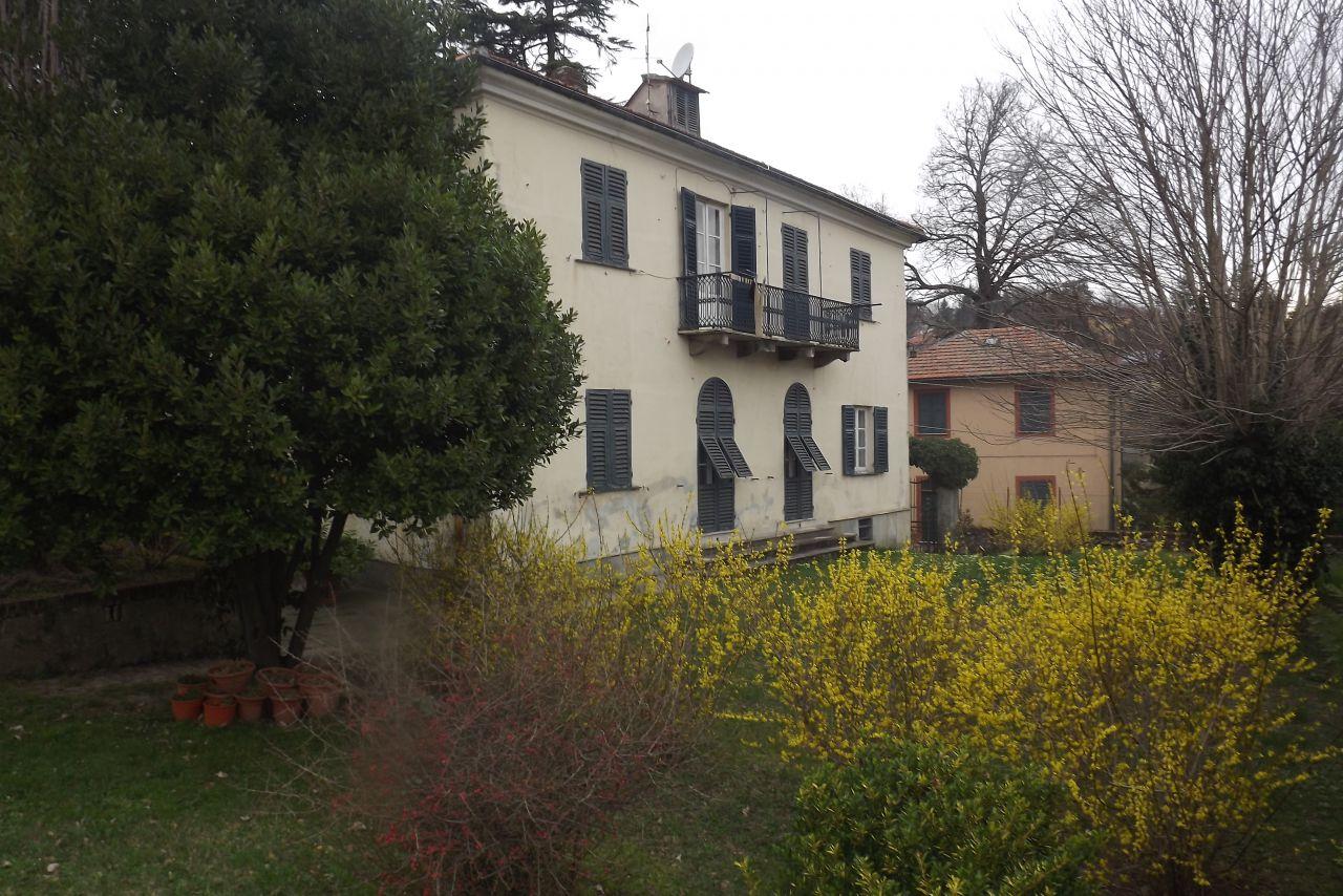 Villa in vendita a Busalla