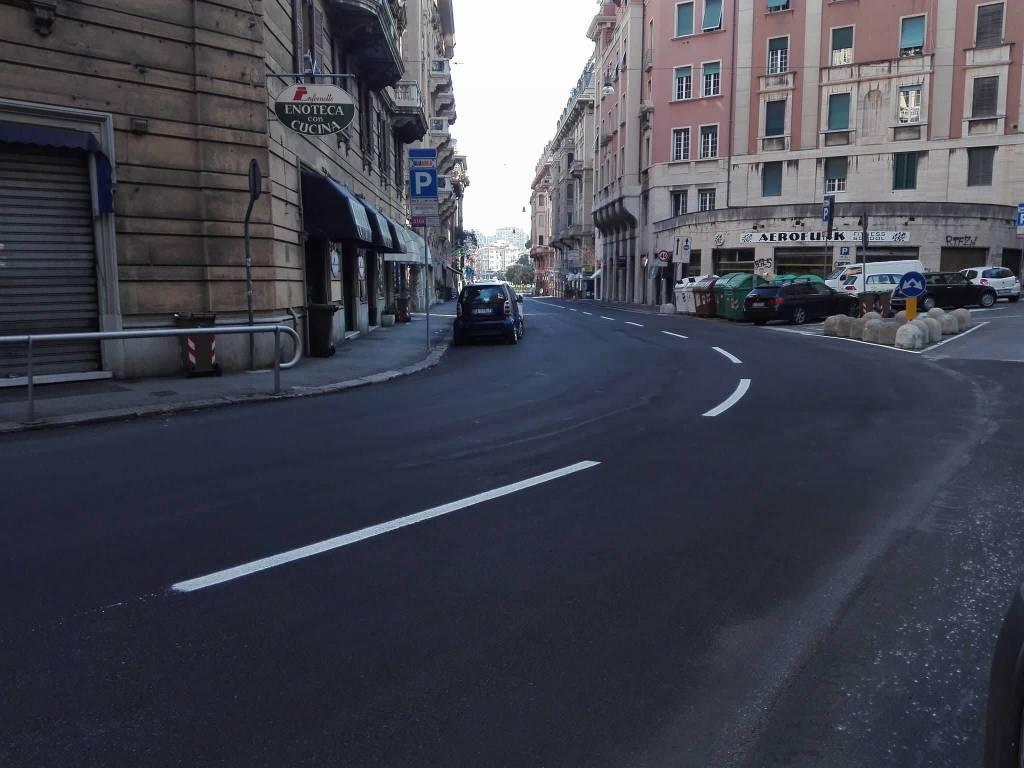 Negozio in affitto a Genova