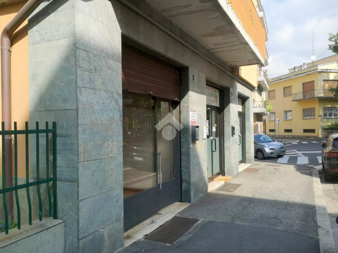Negozio in affitto a Brescia