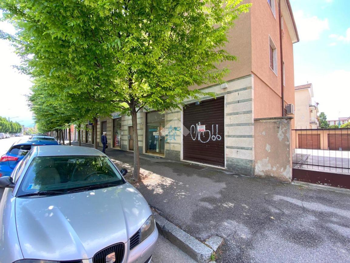 Negozio in vendita a Brescia