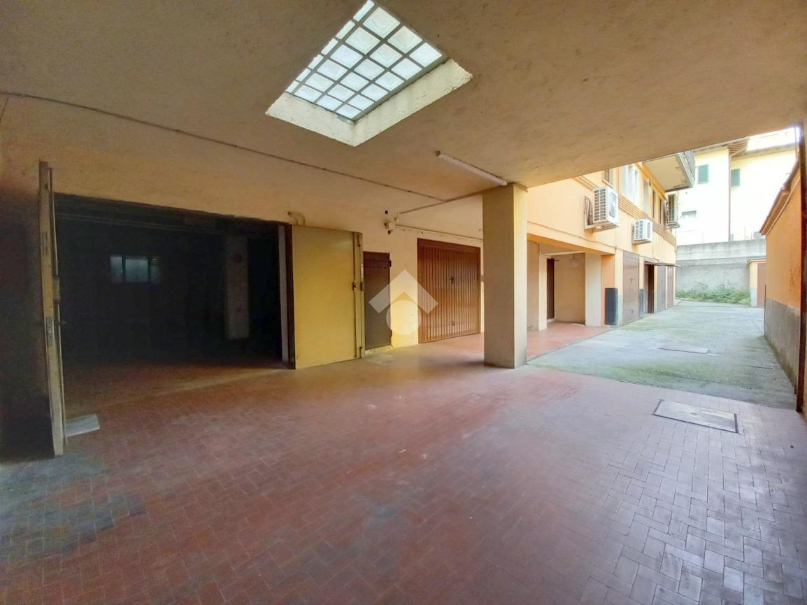 Magazzino in vendita a Brescia