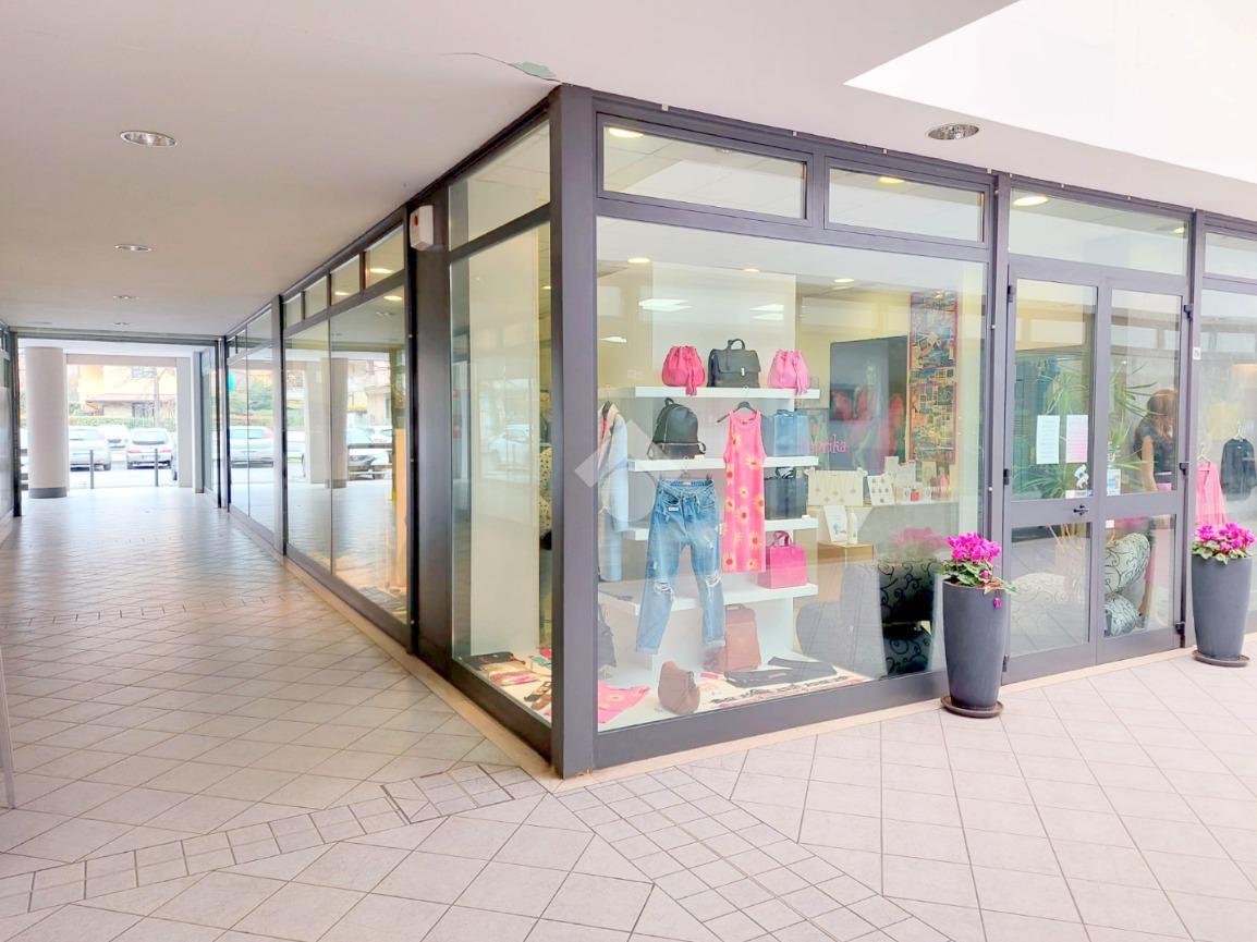 Negozio in vendita a Bovezzo