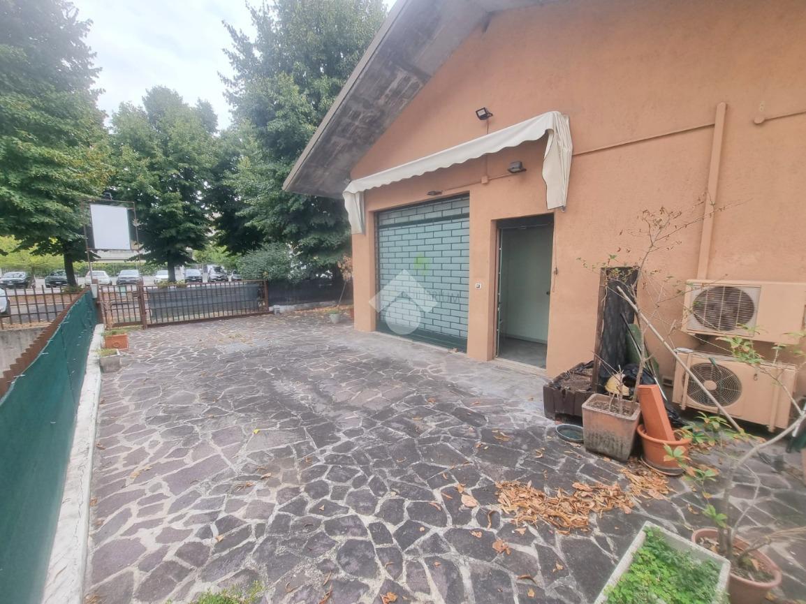 Ufficio in affitto a Bovezzo