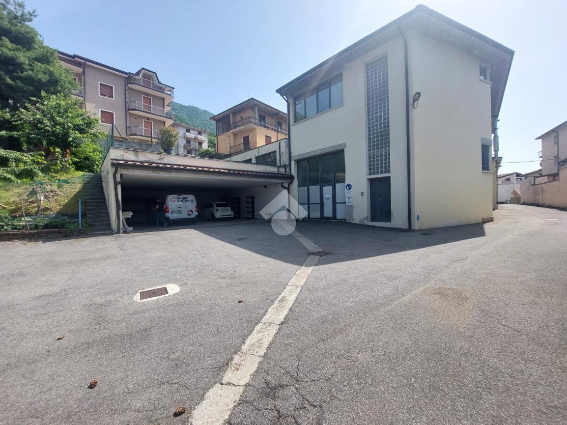 Capannone in affitto a Lumezzane
