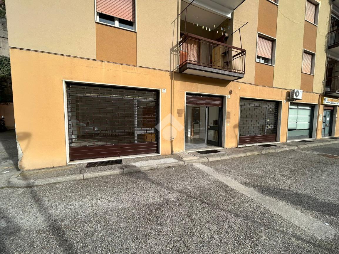 Negozio in affitto a Lumezzane
