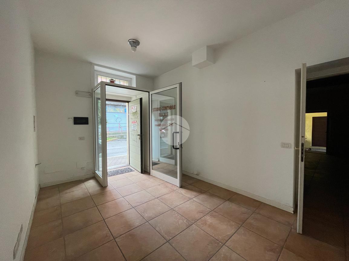 Ufficio in vendita a Magenta