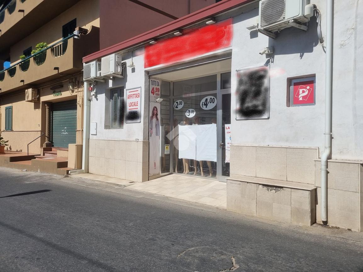 Negozio in affitto a Reggio Calabria