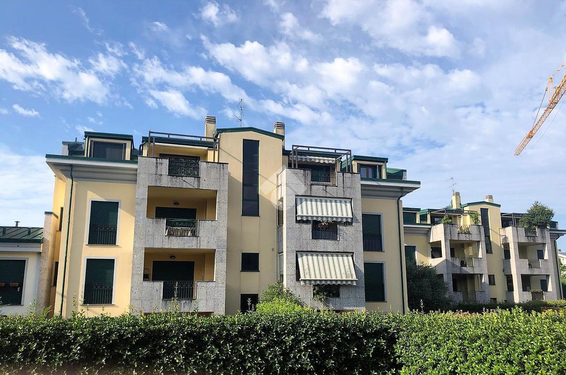 Appartamento in vendita a Correzzana