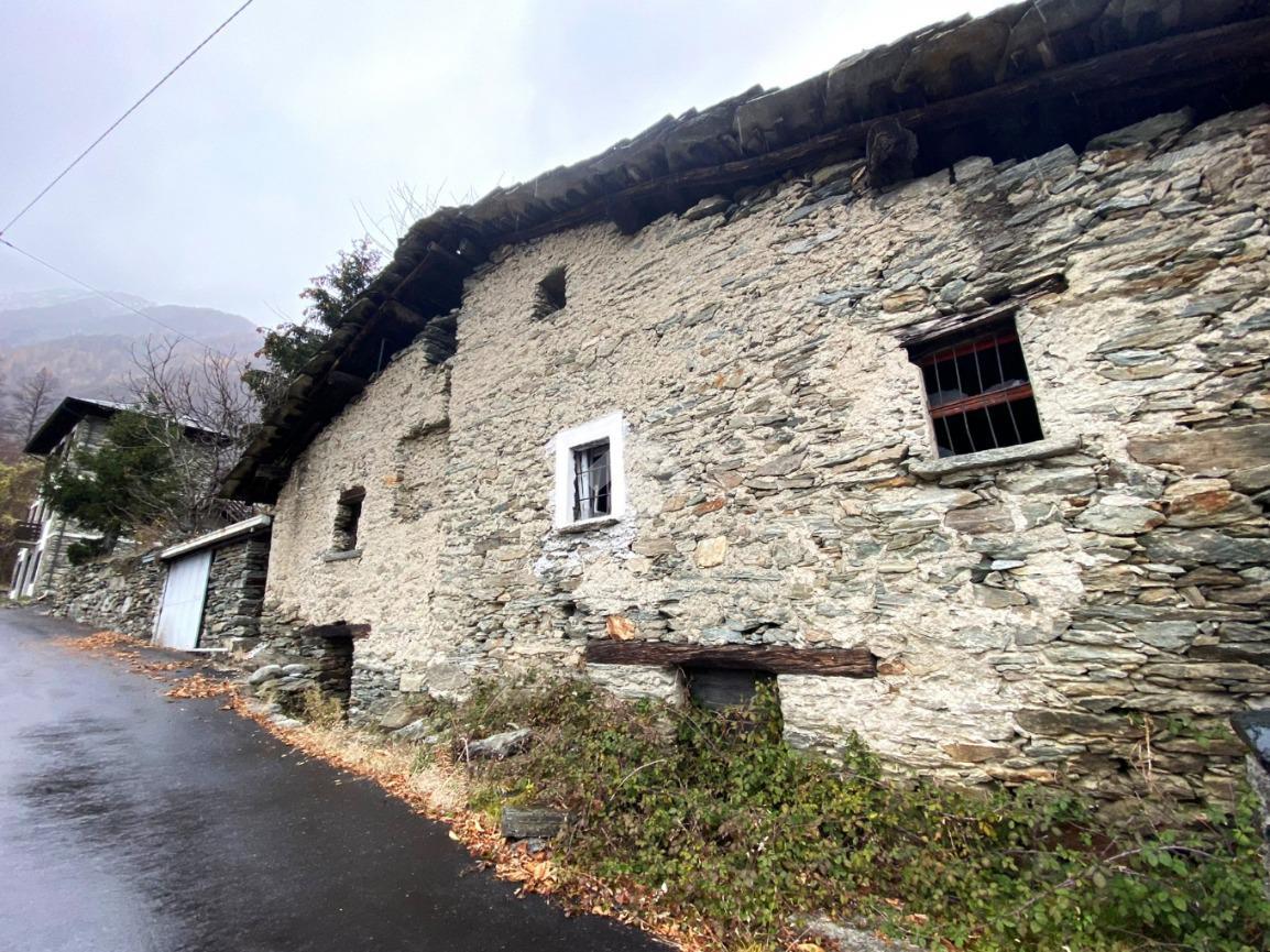 Rustico in vendita a Torre Di Santa Maria