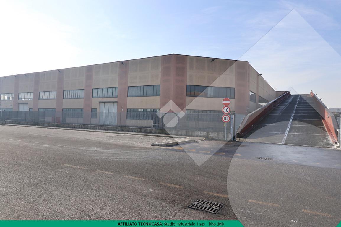 Capannone in vendita a Rho