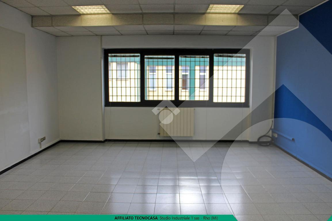Ufficio in affitto a Pero