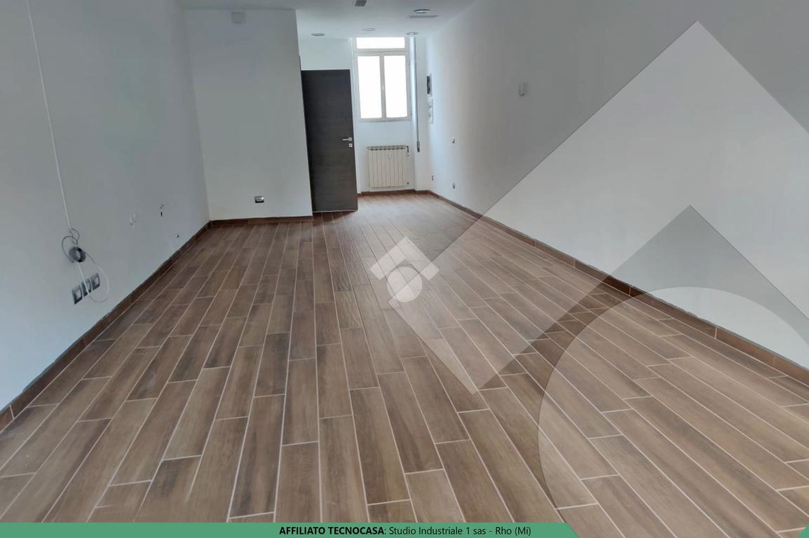 Negozio in affitto a Lainate