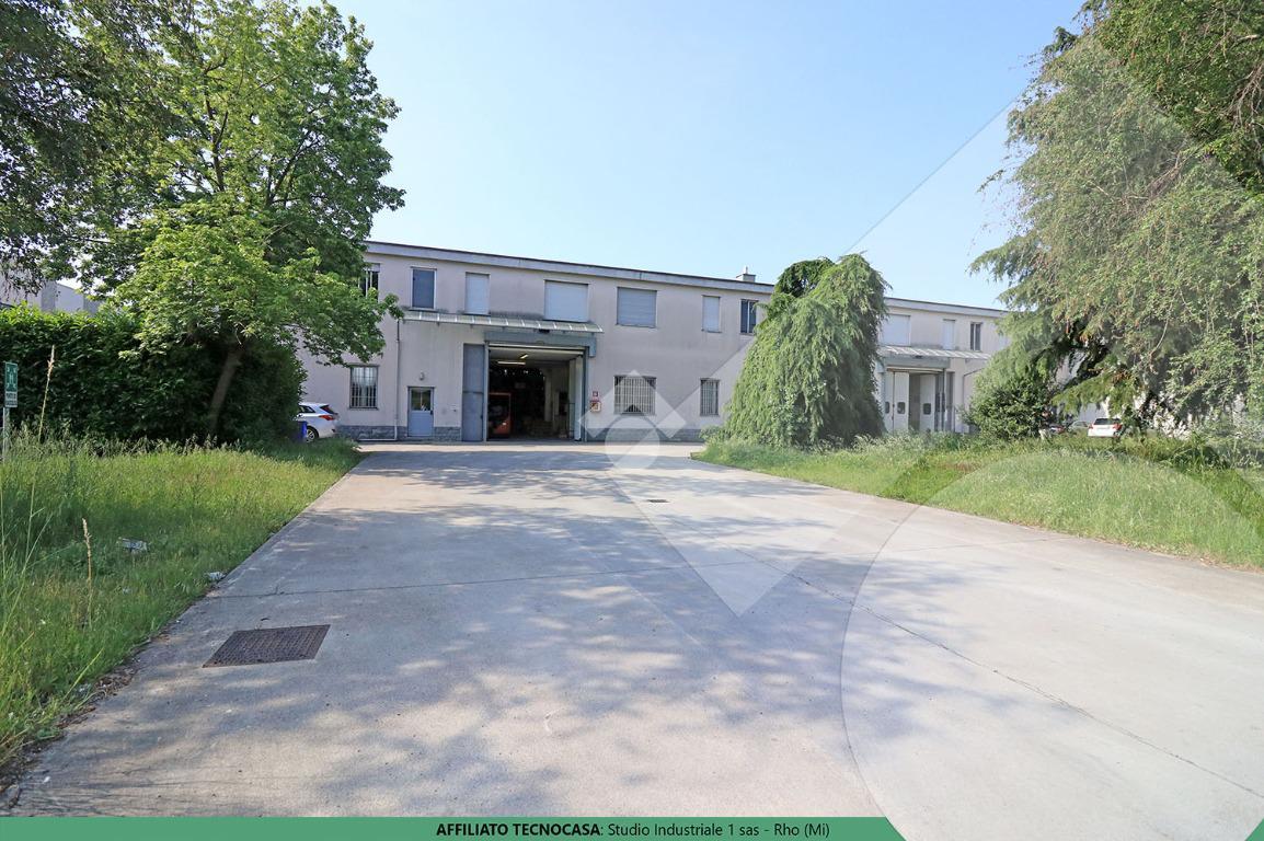 Capannone in vendita a Lainate