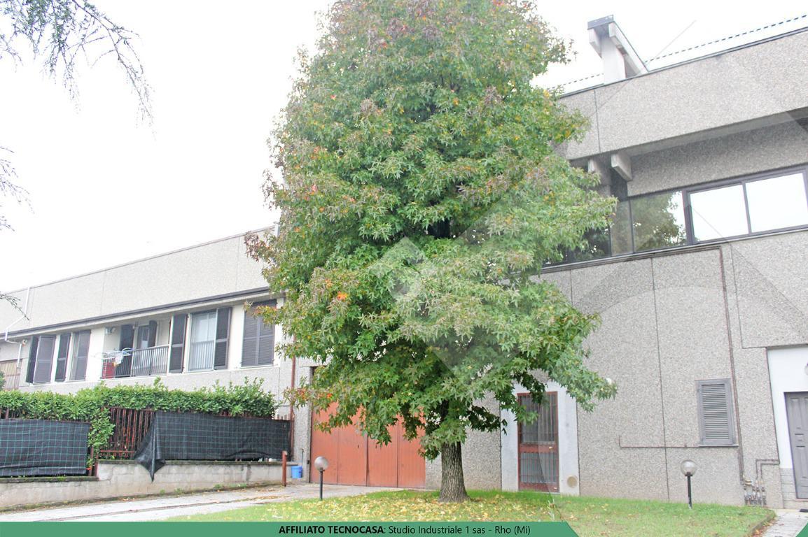 Capannone in vendita a Bareggio