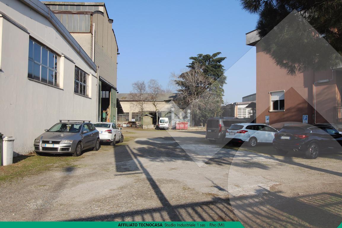 Capannone in affitto a Pero