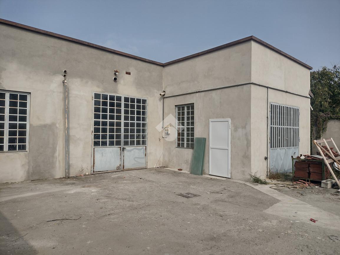 Capannone in affitto a Milano