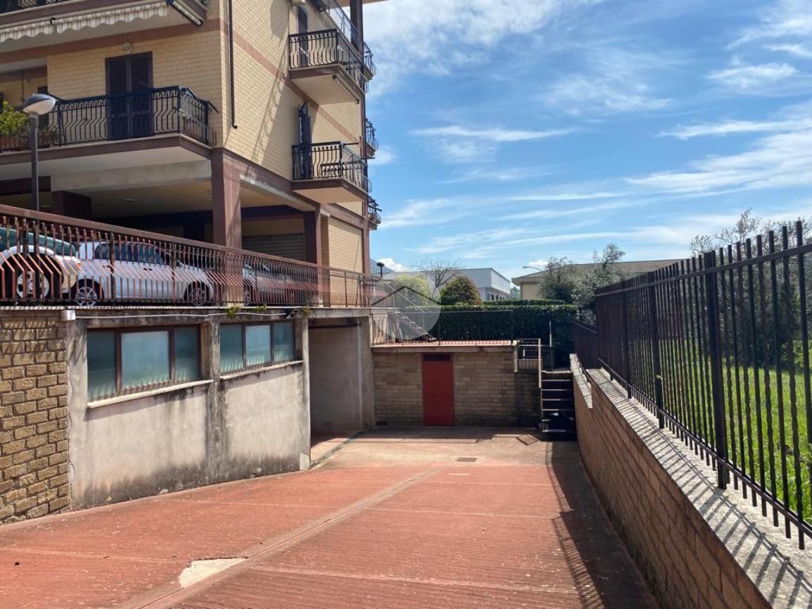 Box in vendita a Palombara Sabina