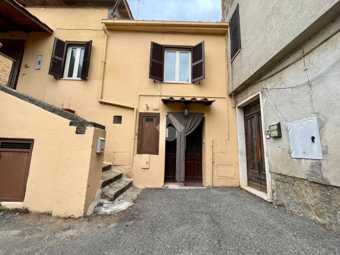 Appartamento in vendita a Canale Monterano
