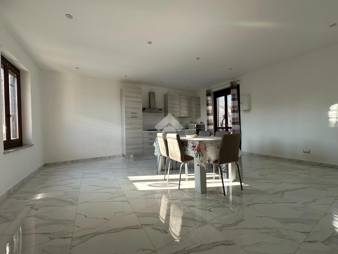 Appartamento in vendita a Vercelli