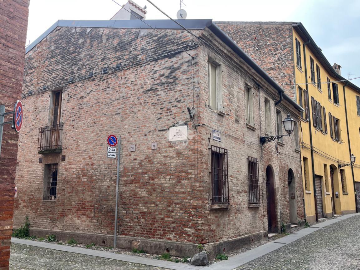Casa indipendente in vendita a Ferrara
