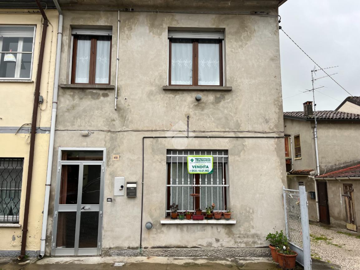 Casa indipendente in vendita a Ferrara