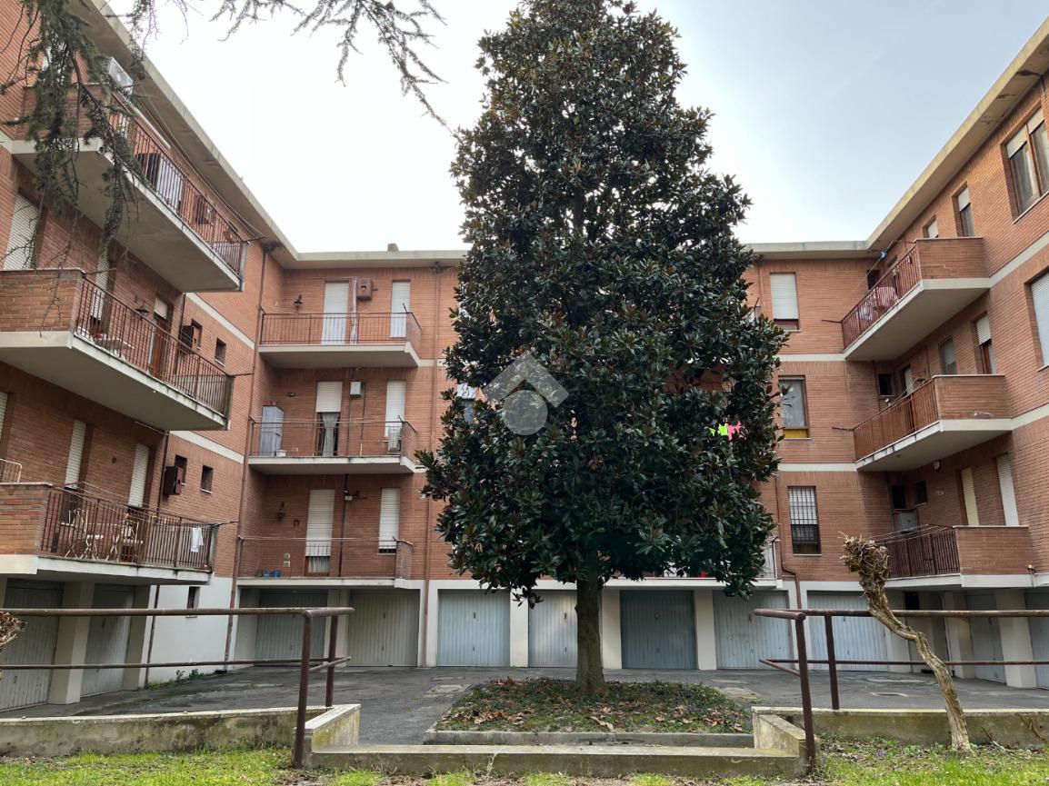 Box in vendita a Ferrara