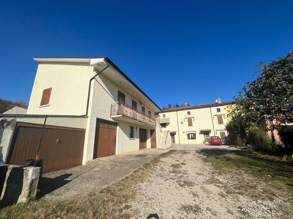 Rustico in vendita a Tregnago