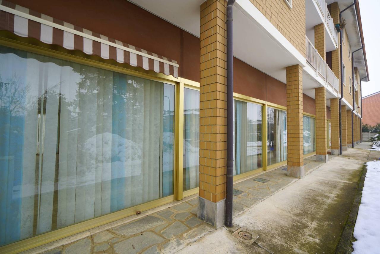 Esercizio commerciale in vendita a Poirino