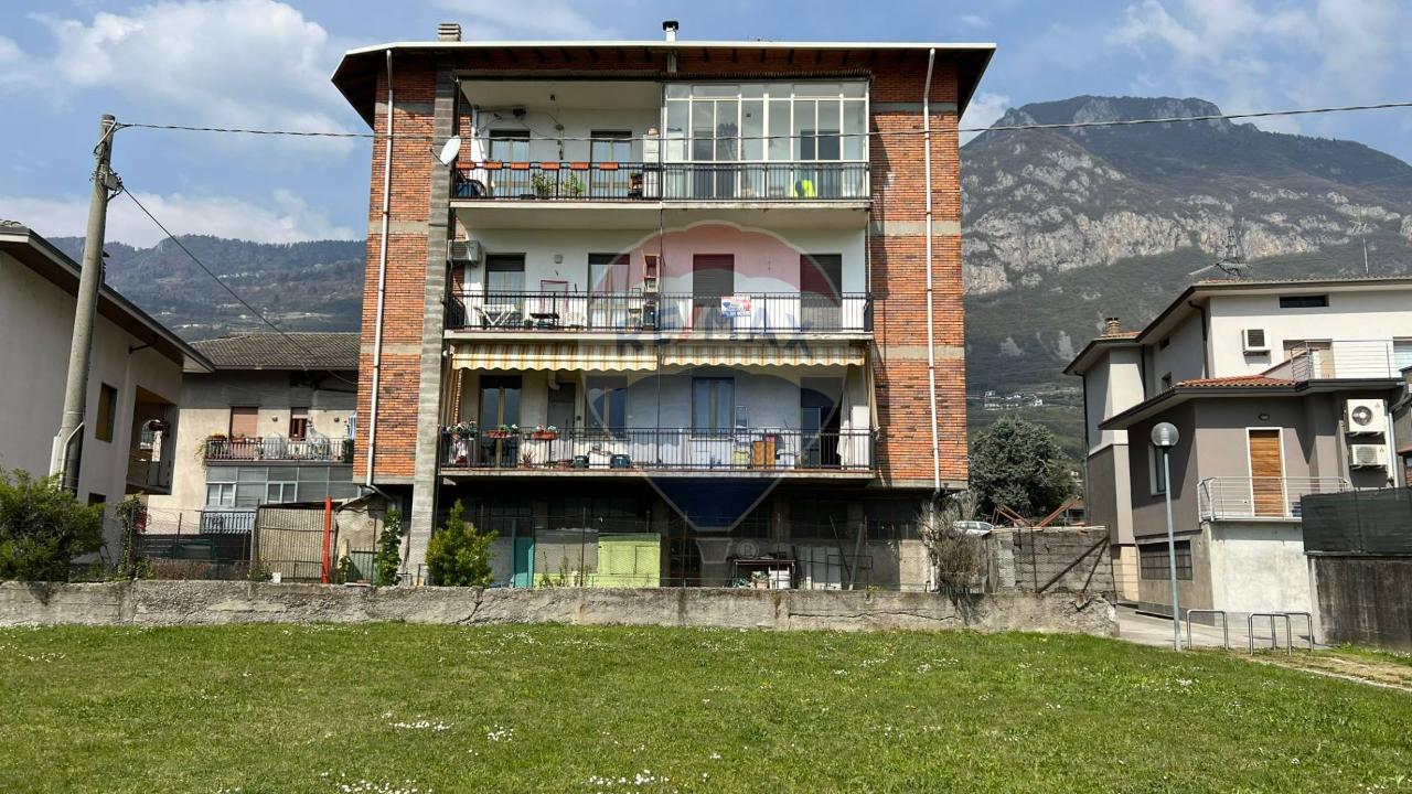 Casa indipendente in vendita a Costa Volpino