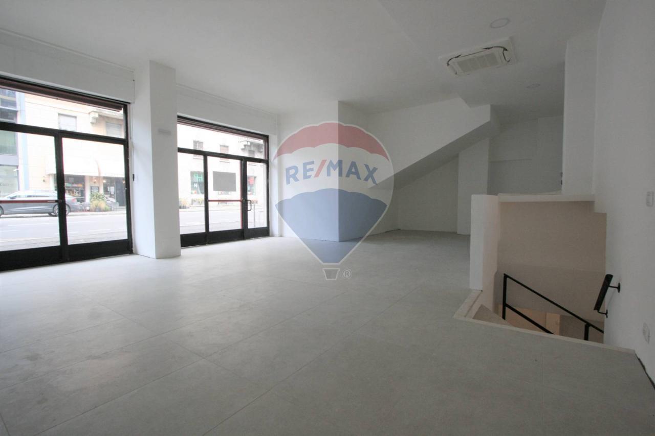 Negozio in affitto a Bergamo