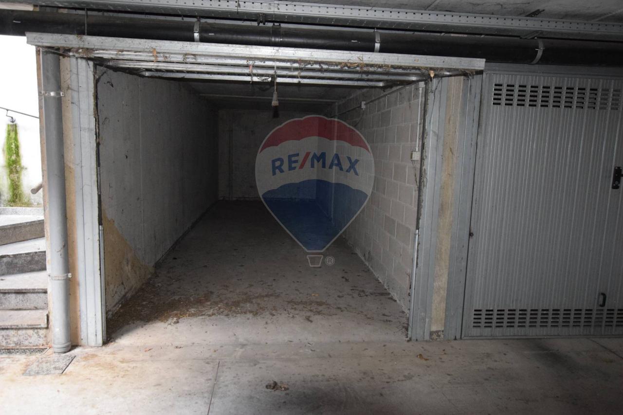 Box in vendita a Trezzo Sull'Adda