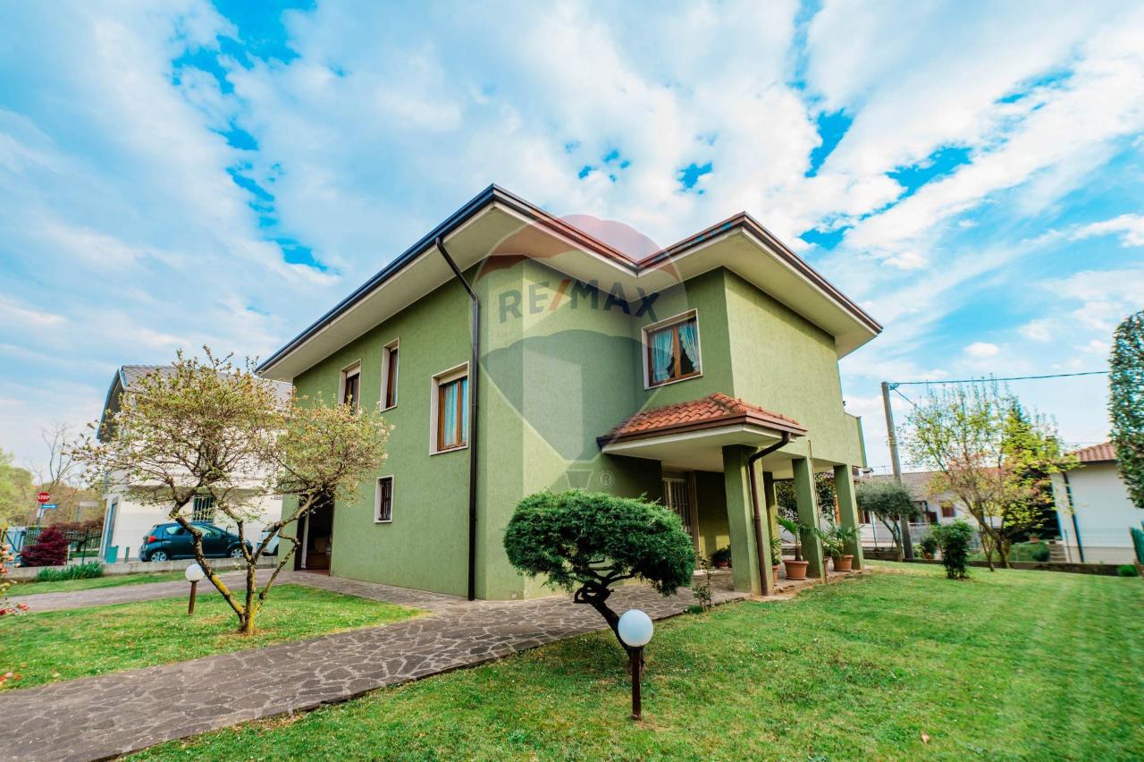 Villa in vendita a Ponte San Pietro