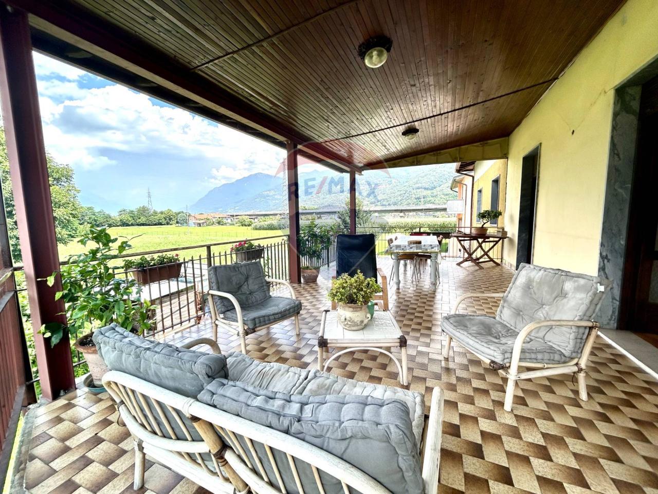 Casa indipendente in vendita a Pisogne