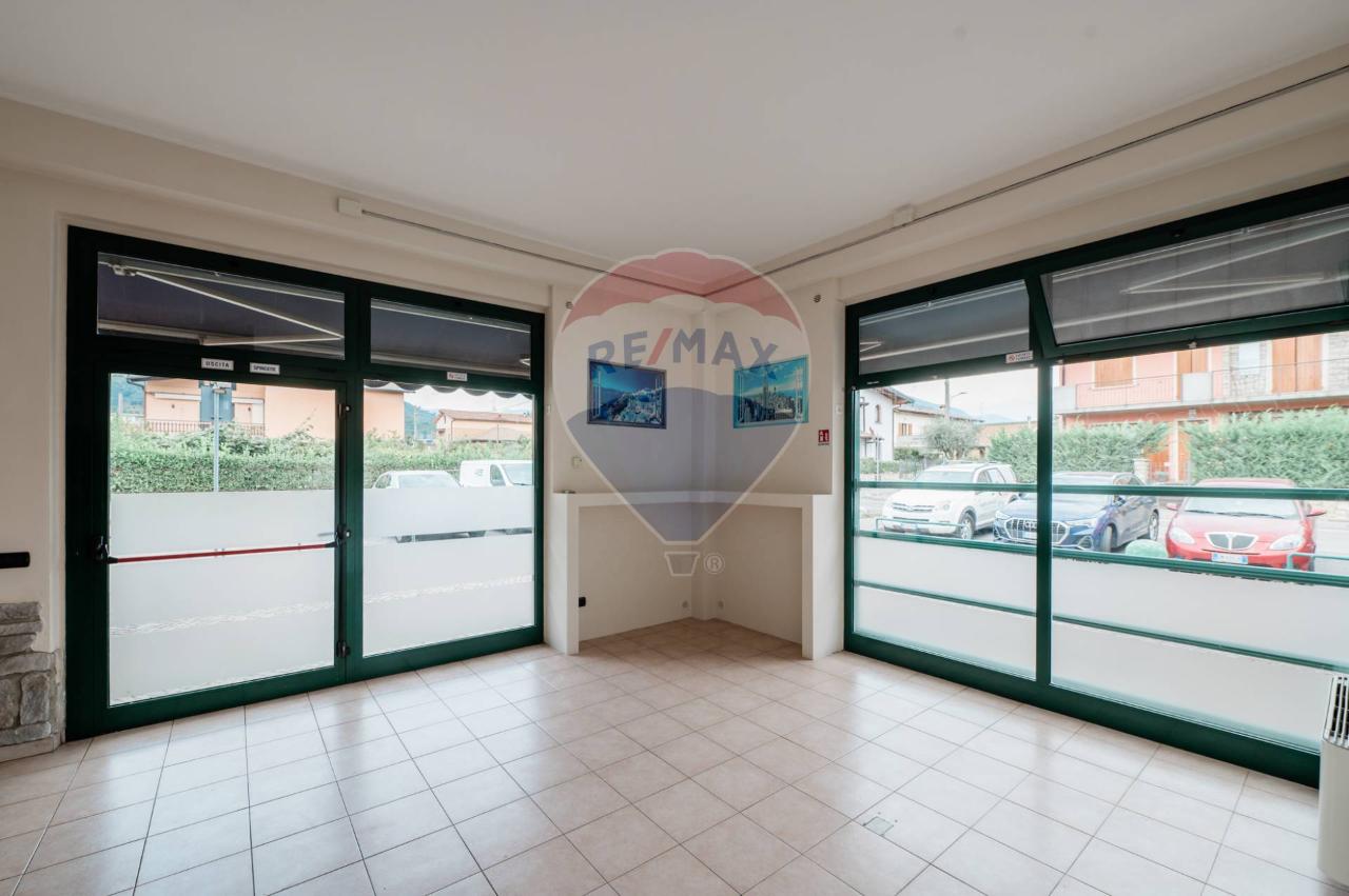 Negozio in affitto a Villongo