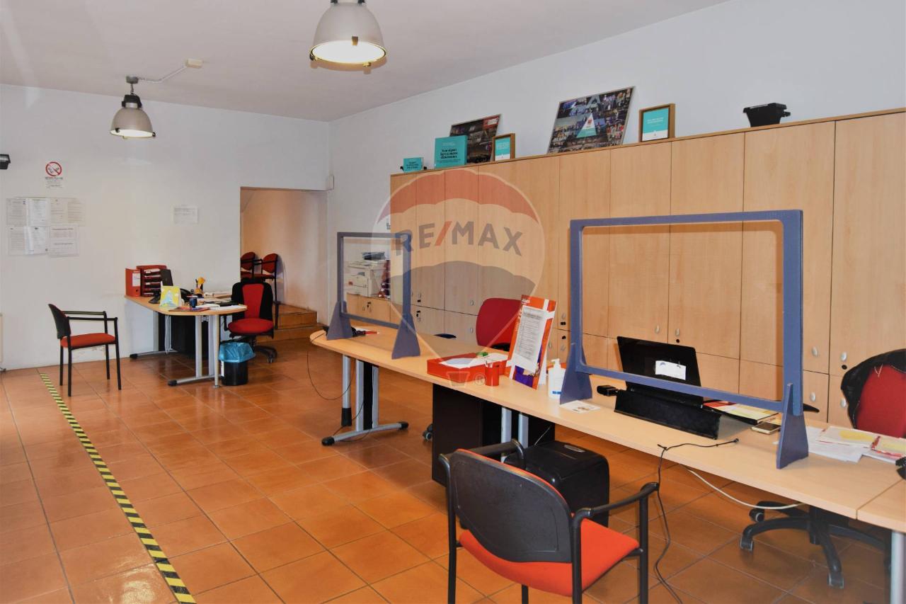 Ufficio in vendita a Palazzolo Sull'Oglio