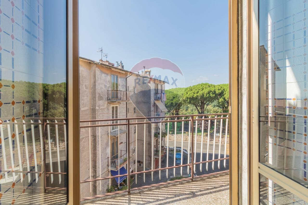 Appartamento in vendita a Ischia Di Castro