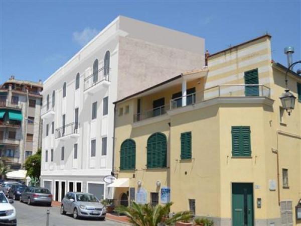 Appartamento in vendita a Alassio