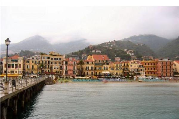 Appartamento in vendita a Alassio