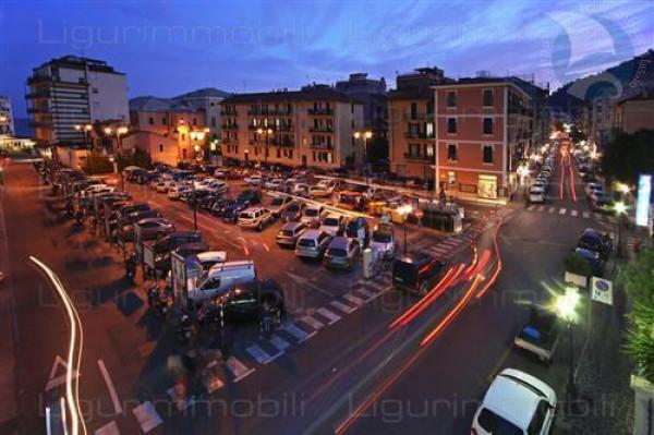 Negozio in vendita a Alassio