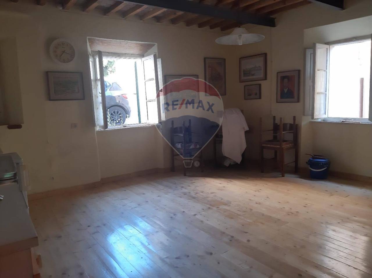 Appartamento in vendita a Castellina Marittima