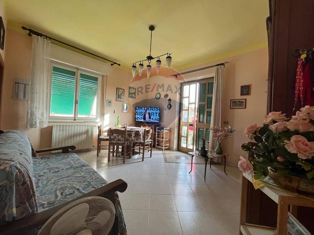 Appartamento in vendita a Cecina