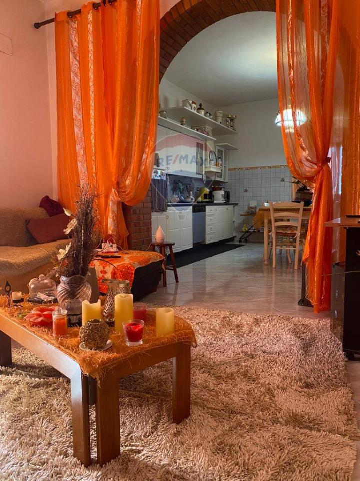 Appartamento in vendita a Rosignano Marittimo