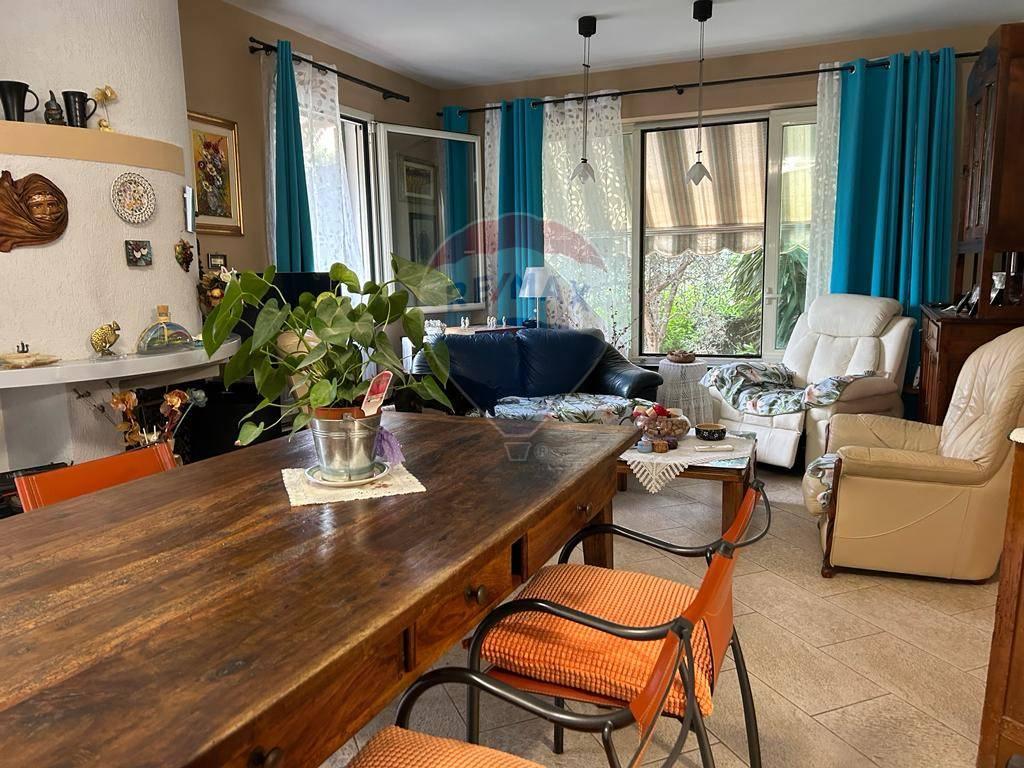 Casa indipendente in vendita a Rosignano Marittimo