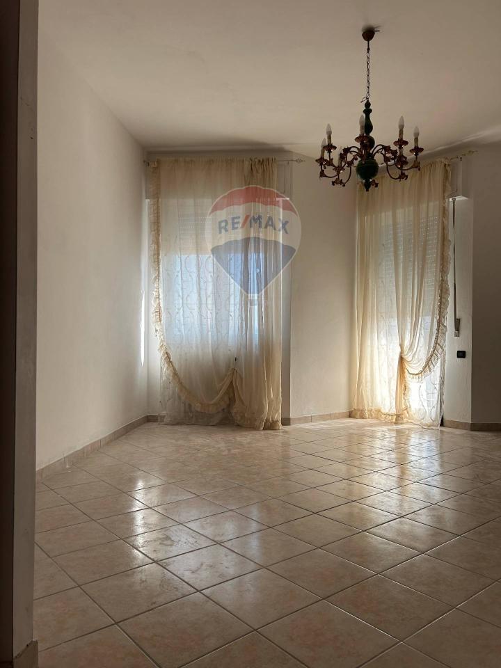 Appartamento in vendita a Cecina