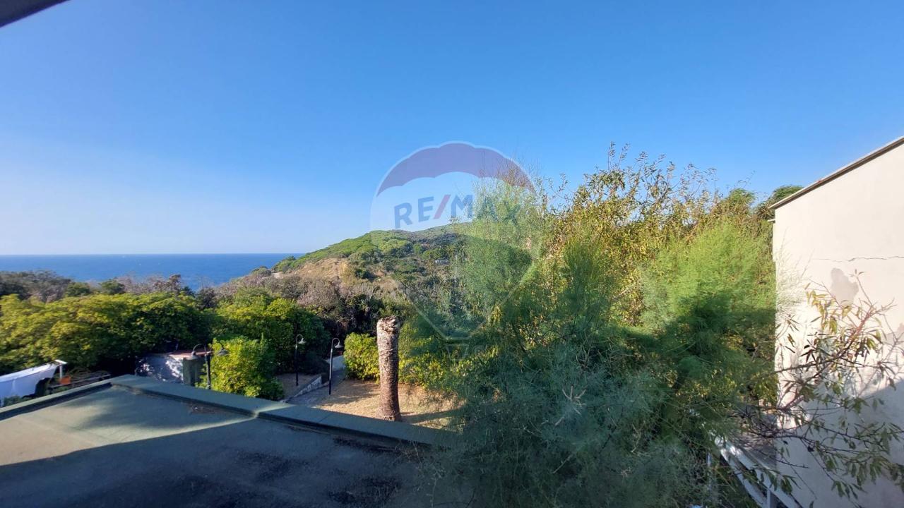 Casa indipendente in vendita a Piombino