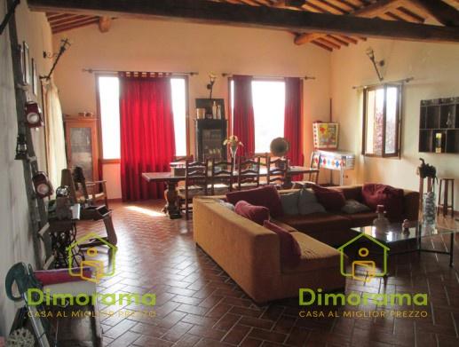 Casa indipendente in vendita a Scarperia e San Piero