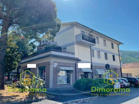 Negozio in vendita a Prato