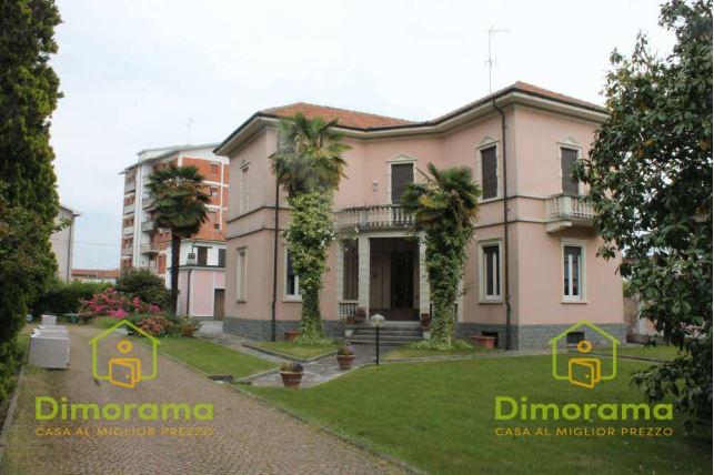 Villa in vendita a Gallarate