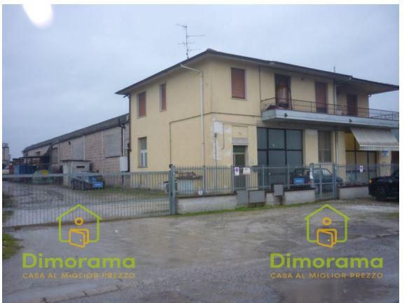 Magazzino in vendita a Castelfiorentino