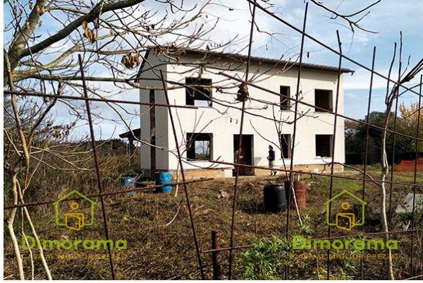 Villa bifamiliare in vendita a Cerreto Guidi